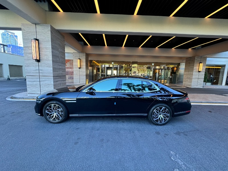 제네시스G90 VIP의전차량 기사포함대절 > GALLERY | STAR-L. Best chauffeur and private tour services